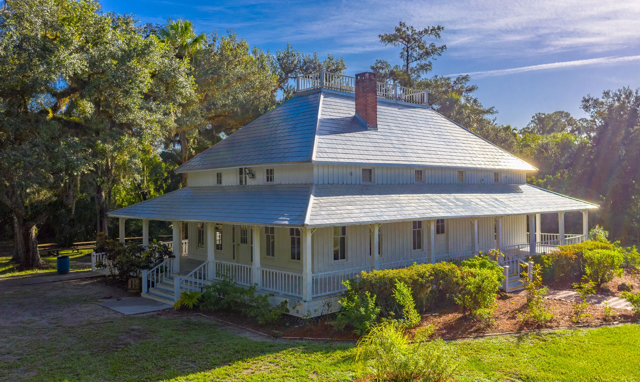 Index of /wp-content/gallery/captain-hendry-house