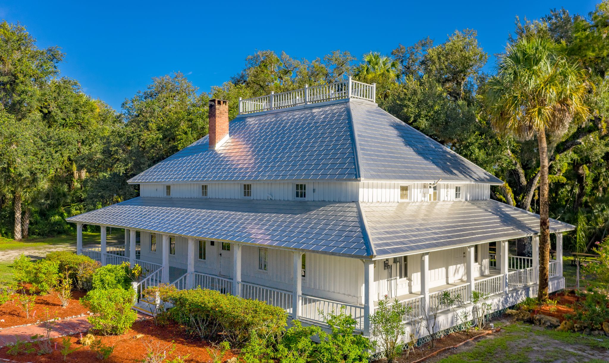 Index of /wp-content/gallery/captain-hendry-house